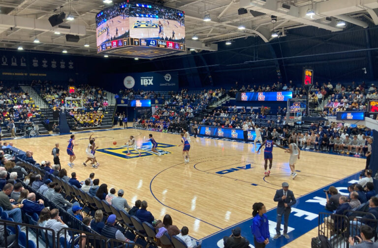 A fresh start for La Salle: Explorers open just-right Glaser Arena with ...